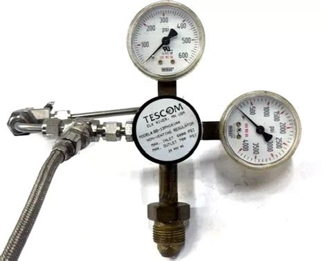 Tescom Non Venting Regulator W Swagelok Proportional Relief Valve