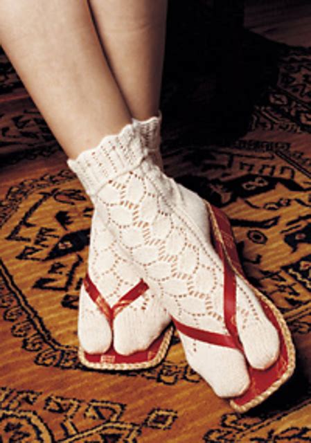 Ravelry Tabi Socks Pattern By Veronik Avery