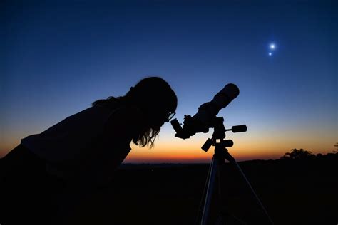 A Rare Four Planet Conjunction Will Be Visible For Most Of January