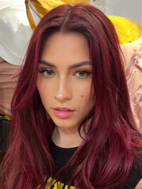 Dark Red Purple Hair Wine Hair Burgundy Hair Red Hair Looks
