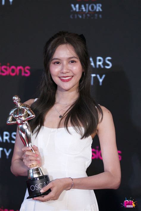 On Twitter คนเดียวกันจริงไหมน้ำหนึ่ง