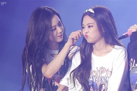 Jisoo Jennie Jisoo Jennie