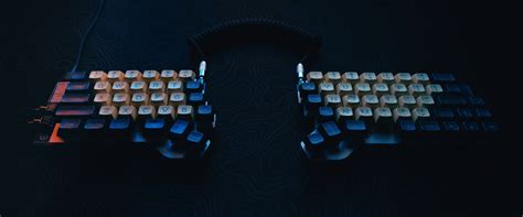 Ellipsis Split V2 Cameron Sun