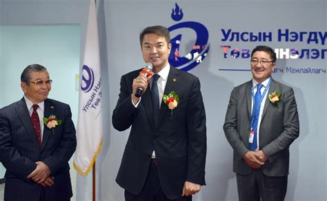 Улсын нэгдүгээр төв эмнэлэг салбар амбулаторитой боллоо