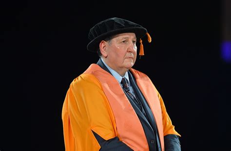 Use Truth As Your God Inspirational Detective Clive Driscoll Tells Dmu Graduates