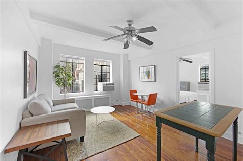 Danielle Stout Real Estate Agent Compass