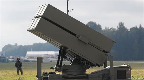 Updates Ukraine Receives First Nasams Air Defense Systems Dw 1107