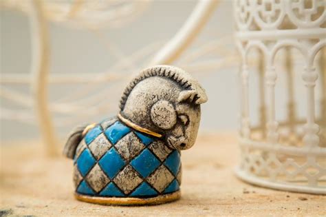 Керамічна статуетка конячка — ціна 650 грн у каталозі Статуетки Купити товари для дому та побуту