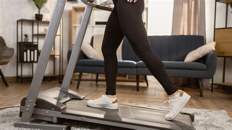 TikTok S 12 3 30 Treadmill Workout Boasts Plenty Of Benefits Here S What To Know