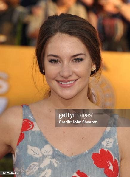 Actress Shailene Woodley Arrives At The 18th Annual Screen Actors News Photo Getty Images