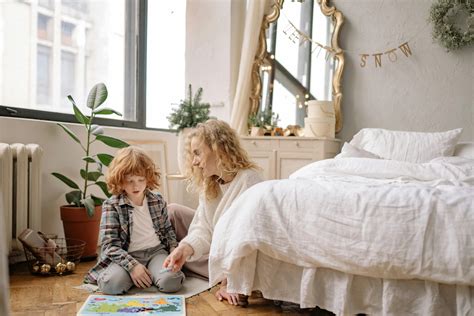 Mom Sees Sons Morning Wood And Touches Photos Download The Best Free