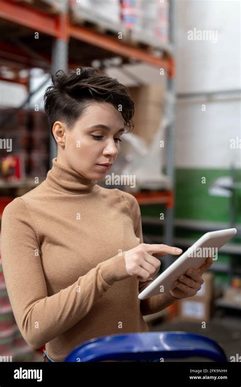 Stock Control Hi Res Stock Photography And Images Alamy