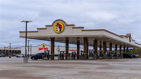 What Rvers Can And Cant Do At Buc Ees