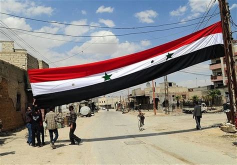 مسلحو بصرى الشام بدرعا یسلمون اسلحتهم للجیش السوری الأخبار الشرق