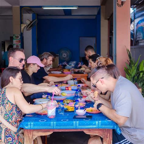 Chiang Mai Long Neck Village And Chiang Rais Iconic Temples Getyourguide