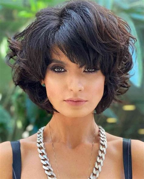 Short Fluffy Hair 30 Ways To Pull Off This Cute Hair Trend