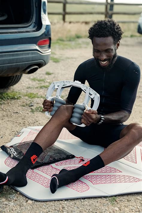 Roll Recovery R8 Plus Best Deep Tissue Massage Roller