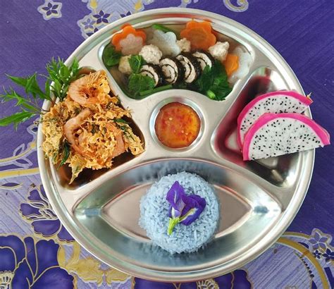 อาหารกลางวันเด็กอนุบาล ดูดี สารอาหารครบ 5 หมู่ น่ากินกว่าอาหารผู้ใหญ่มาก