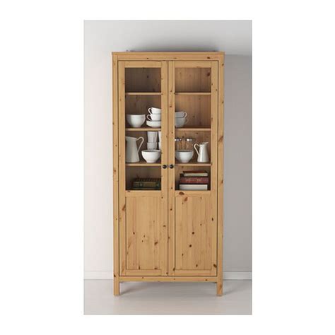 Деревянный шкаф со стеклянными дверцами - 95 фото