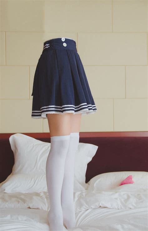 Lower Half Girl 7 By Kouiichi1234 On Deviantart