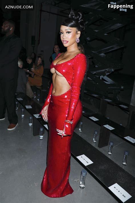 Saweetie Sizzles In Sexy Outfit At La Quan Smith Fashion Show Aznude
