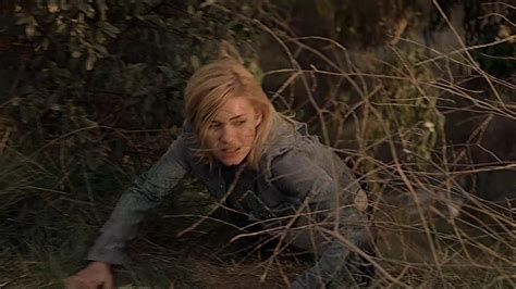Elisha Cuthbert Nude Pics Page 5