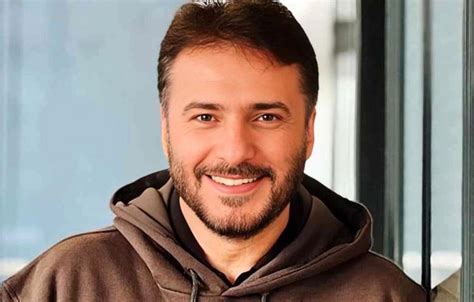 همیشه شهید سینمای ایران هم با برج ایفل عکس گرفت چیدانه