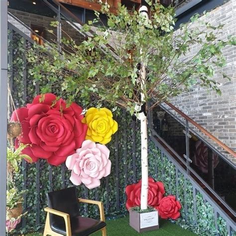 초대형에바폼꽃 화성시 124번가 커피점 디자인센스 초대형꽃 에바폼꽃 초대형리본 조명숙플라워