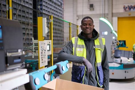 Exotec On Linkedin Logistics Automation Warehousemanagement Supplychain Innovation