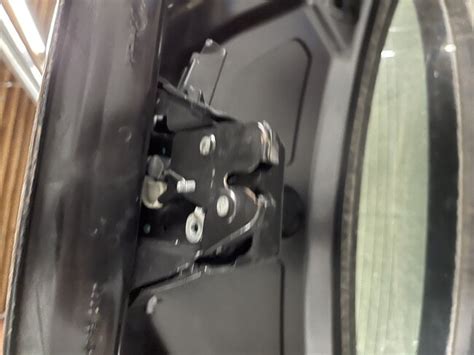 Trunk Does Not Latch Bought A Car Where The Trunk Just Lays
