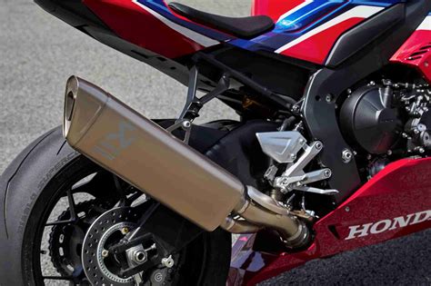 2020 Honda Cbr1000rr R Sp Fireblade Akrapovic Exhaust Iamabiker
