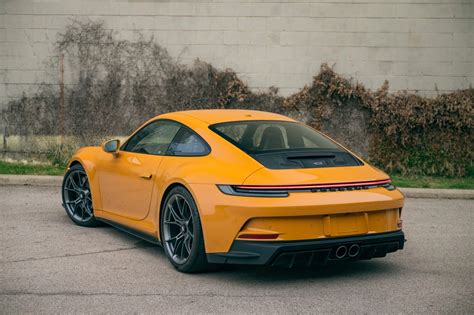 Bahama Yellow Porsche 911 Gt3 Touring 9921