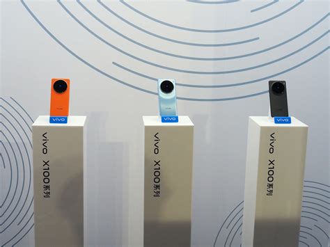 結合聯發科全大核與蔡司數位影像技術的vivo X100系列在台推出，標榜長焦鏡頭採apo專業鏡頭級浮動光學 X100 Pro 205583