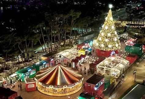 ‘크리스마스 롯데월드 타워로 대박 조짐낸 롯데 이번에는 초대형 ‘크리스마스 마켓이다