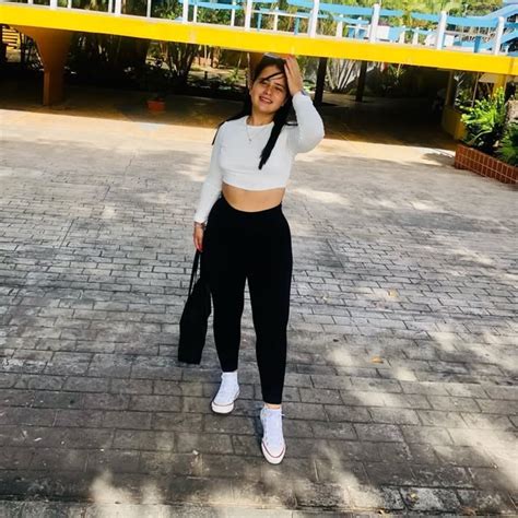 Roxy Romero Roxy Mr01 Threads Say More