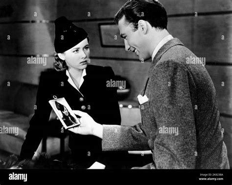 Olivia De Havilland And Jeffrey Lynn Film My Love Came Back Usa 1940