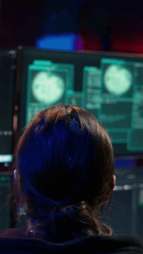 Vertical Video Happy Hacker Secret Hideout стоковое видео без лицензионных платежей