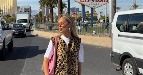 티셔츠 위에 이렇게 레이어드 스타일링 Tip