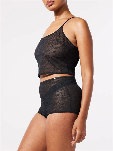 Signature Script Sleep Short In Black Savage X Fenty Uk United Kingdom