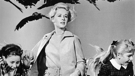 Tippi Hedren Wasnt The Only One Upset By Alfred Hitchcocks Behavior
