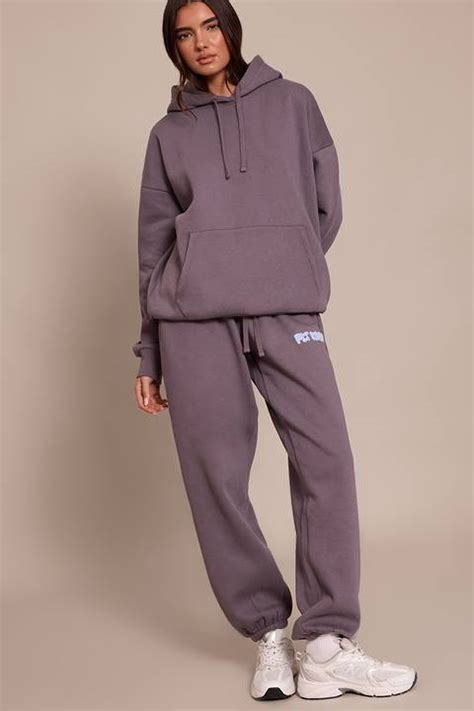 Womens Clothes Clothing And Fashion Prettylittlething Aus