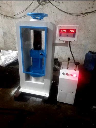 Digital 2000 Kn Compressive Testing Machine Ctm At Rs 140000 In Pune