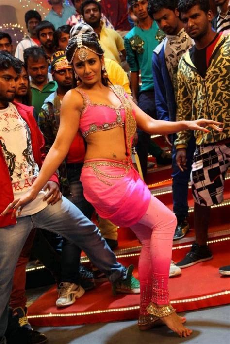 Radhika Pandit Sex Photo Sex Pictures Pass