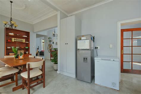 식사 공간이 있는 현대식 주방 인테리어 · 무료 스톡 사진