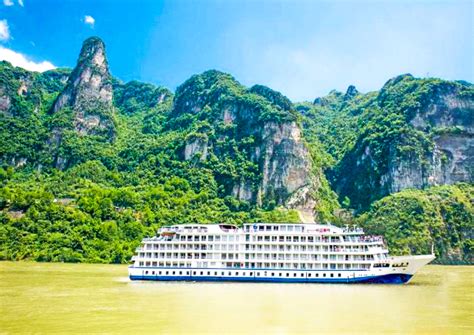 Yangtze Explorer Top Luxury Yangzi Explorer Cruise Ship