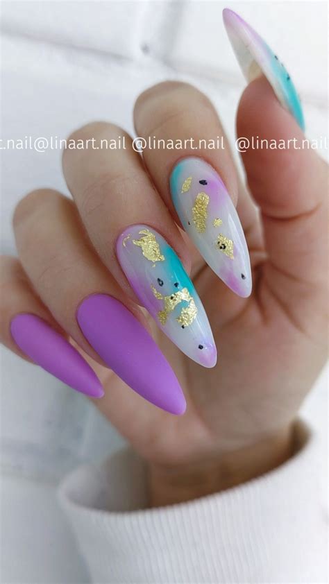 Длинные ногти летний маникюр идеи маникюра острые ногти трендовые ногти матовый маникюр In