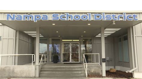 Nampa School Board Of Trustees Votes 3 2 On The Future Of Nampa Schools