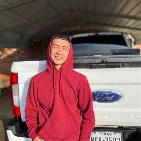 Ivan Estrella Z71 Ivan Snapchat Stories Spotlight And Lenses