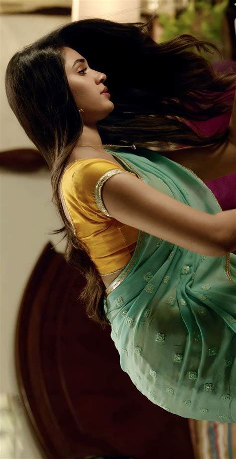 Pin On Krithi Shetty
