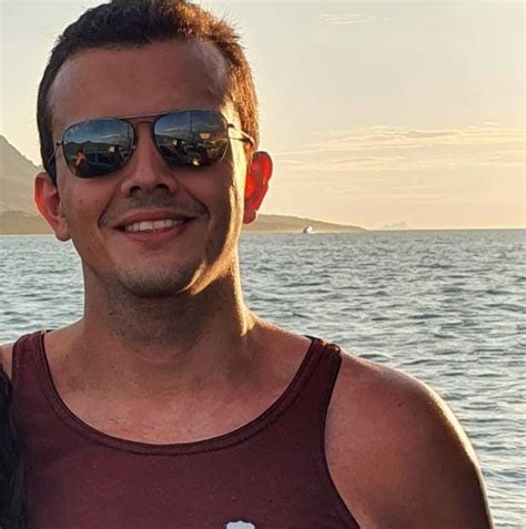 Flávio Ferreira Medium